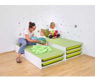 Podest Spielebene und Liegepolsterschrank | BETZOLD