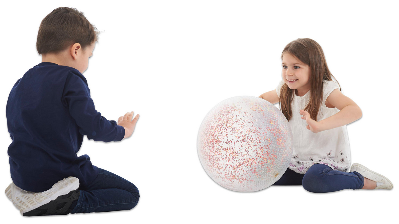 Zauberball bei BETZOLD | tausende Kunststoffperlen im Inneren